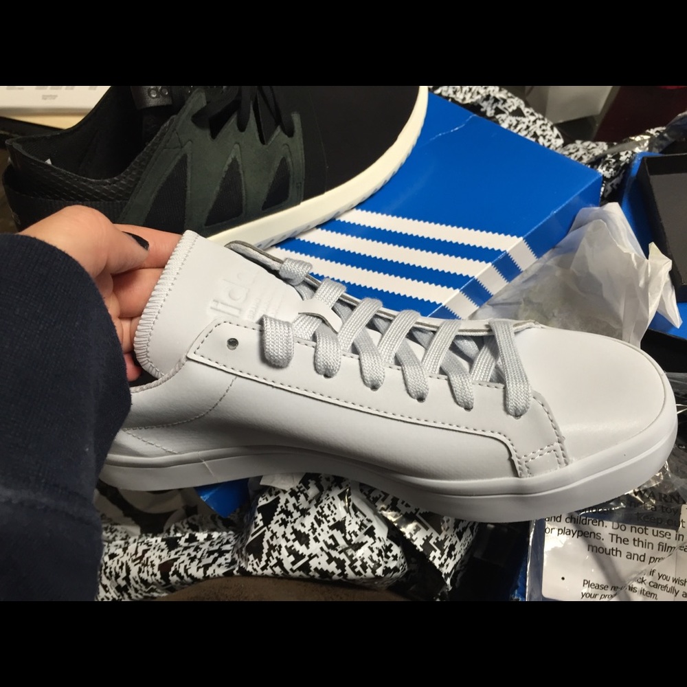 *Rare* Baby Blue Reflective Adidas - Gem